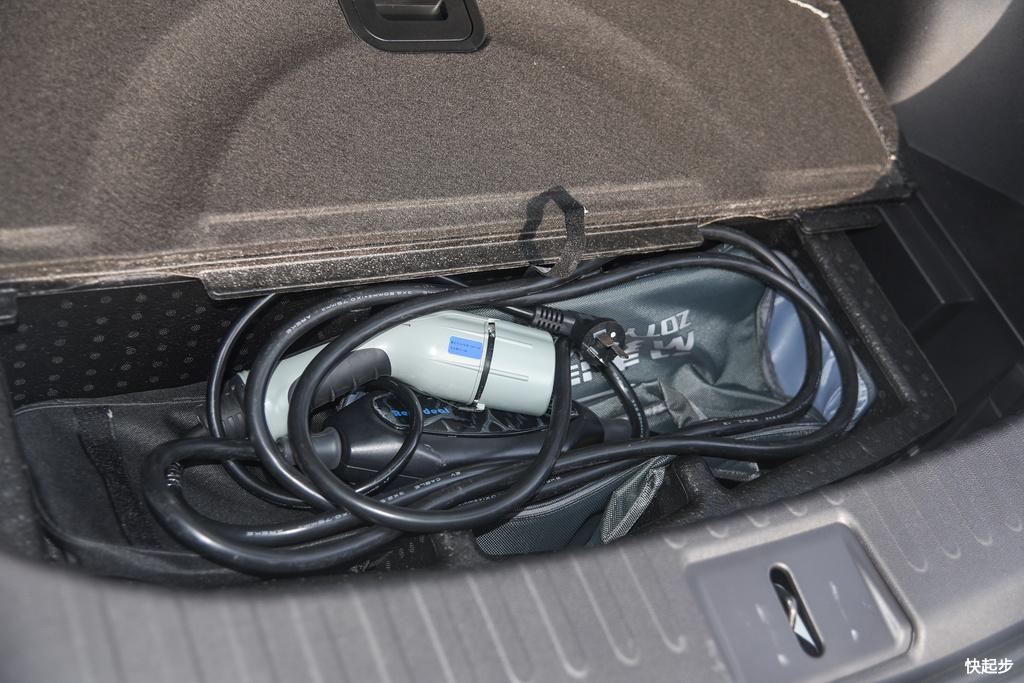 众泰-T300EV-图片查看-快起步-新能源购车平台